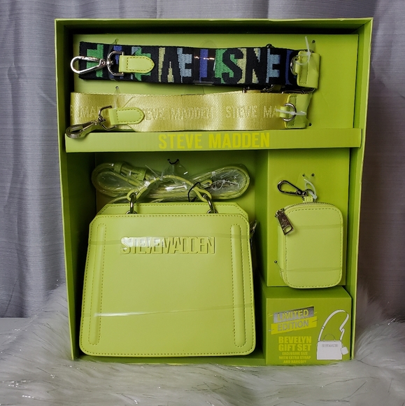 Steve Madden | Bags | Steve Madden Lemon Yellow Bevelyn Limited Edition ...